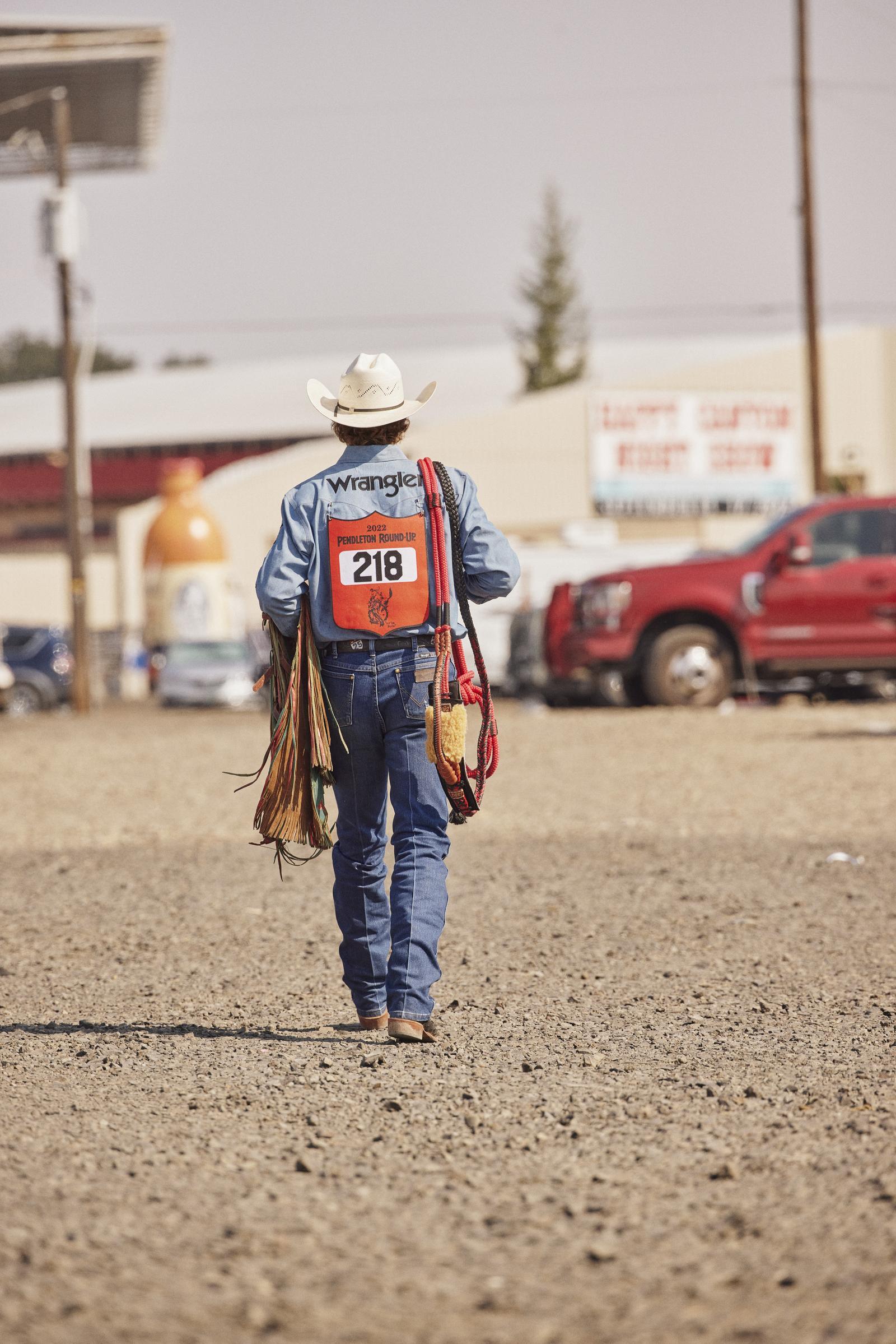 Men's Apparel - Rock and Roll Denim, Wrangler, Bullhide, and Platini ...